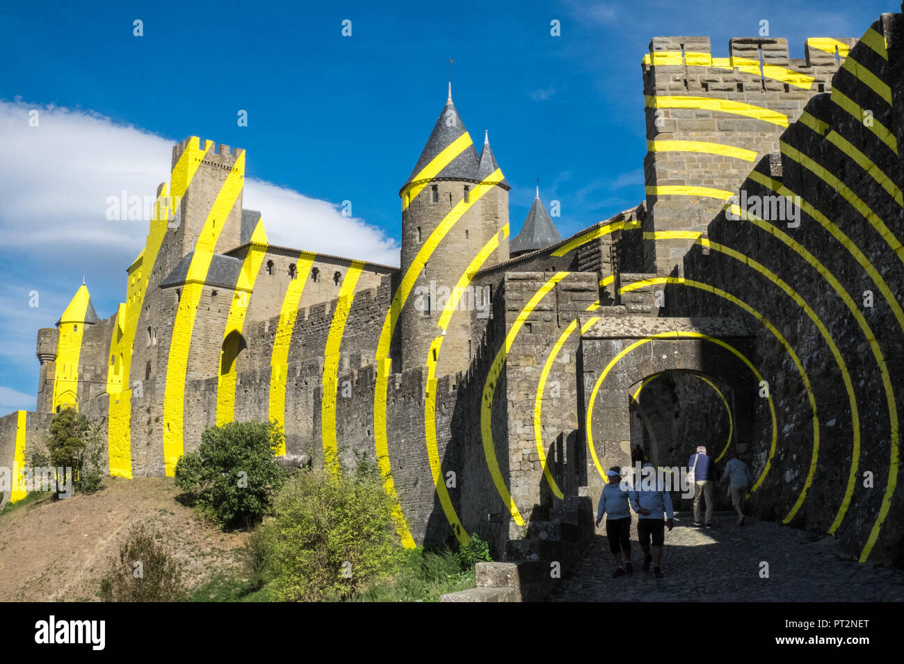 Concentric eccentric circles hi-res stock photography and images - Alamy