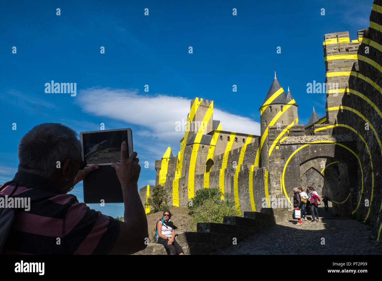Concentric eccentric circles hi-res stock photography and images - Alamy