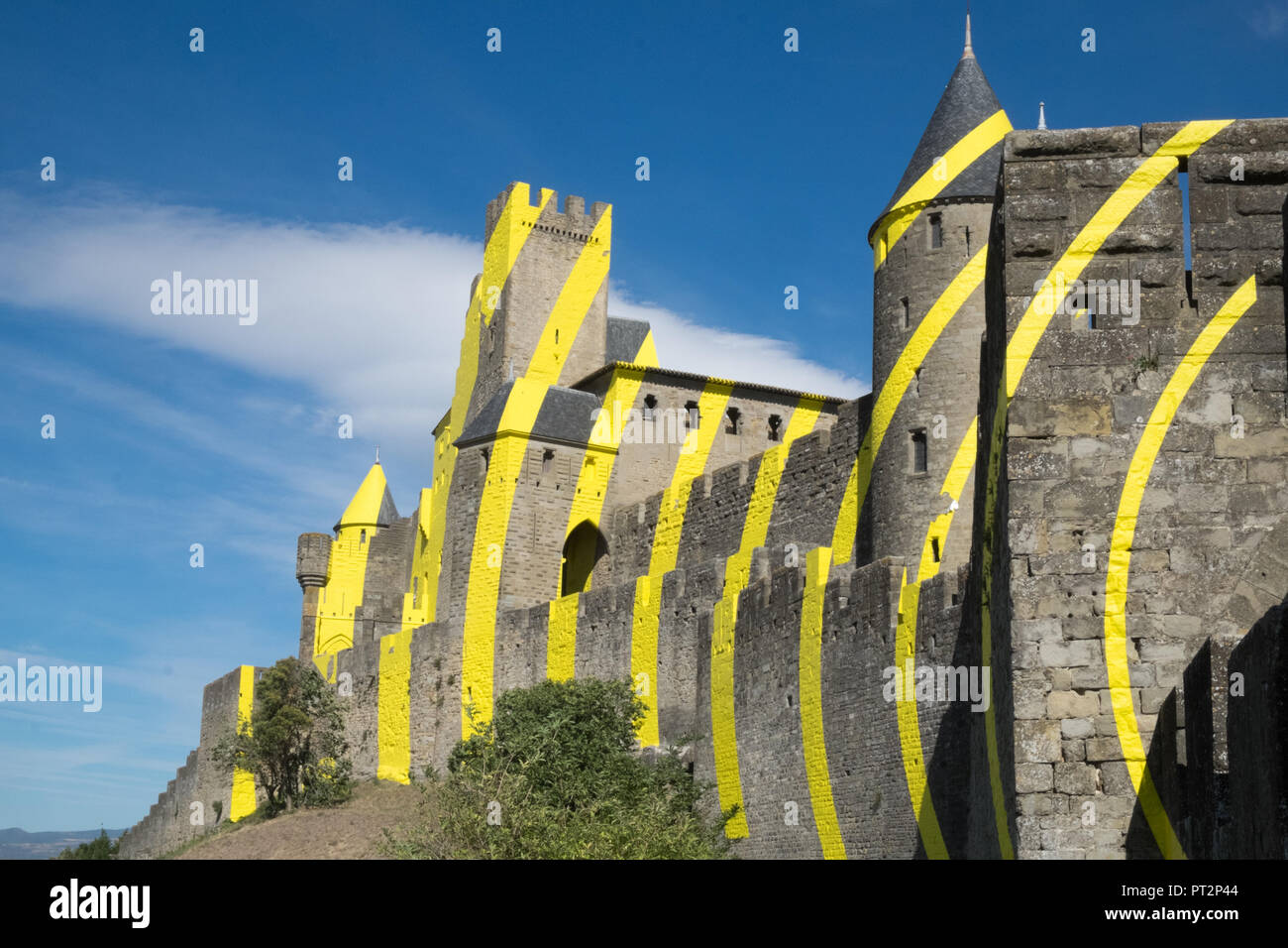 Concentric eccentric circles hi-res stock photography and images - Alamy