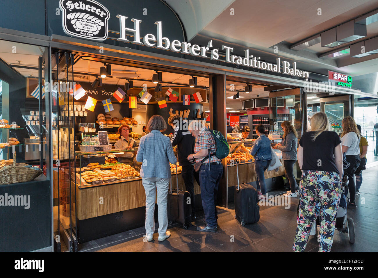 Heberers traditional bakery hi-res stock photography and images - Alamy