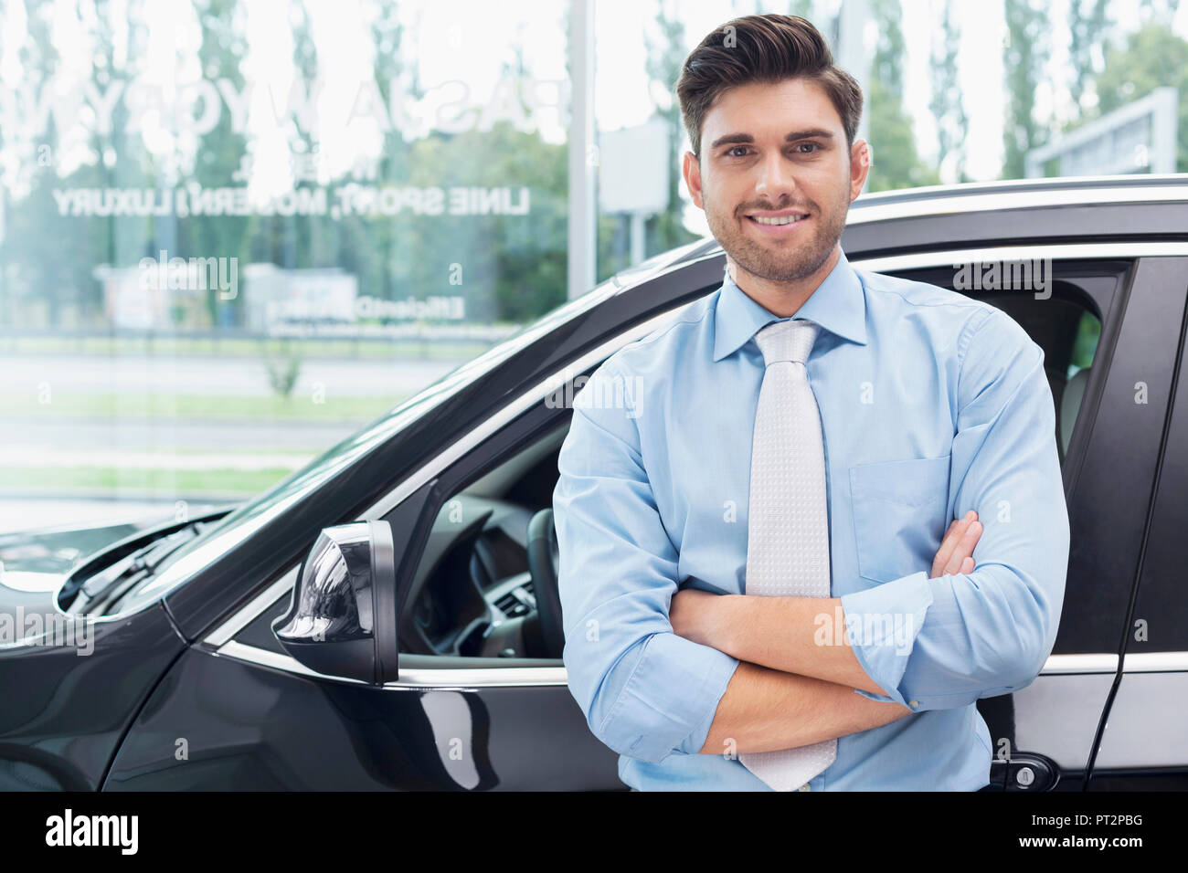 Arms dealer hi-res stock photography and images - Alamy