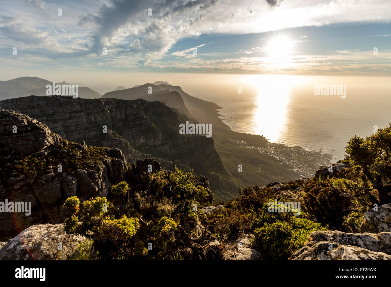 South Africa, Cape Town, Table Mountain, sunset above the sea Stock ...