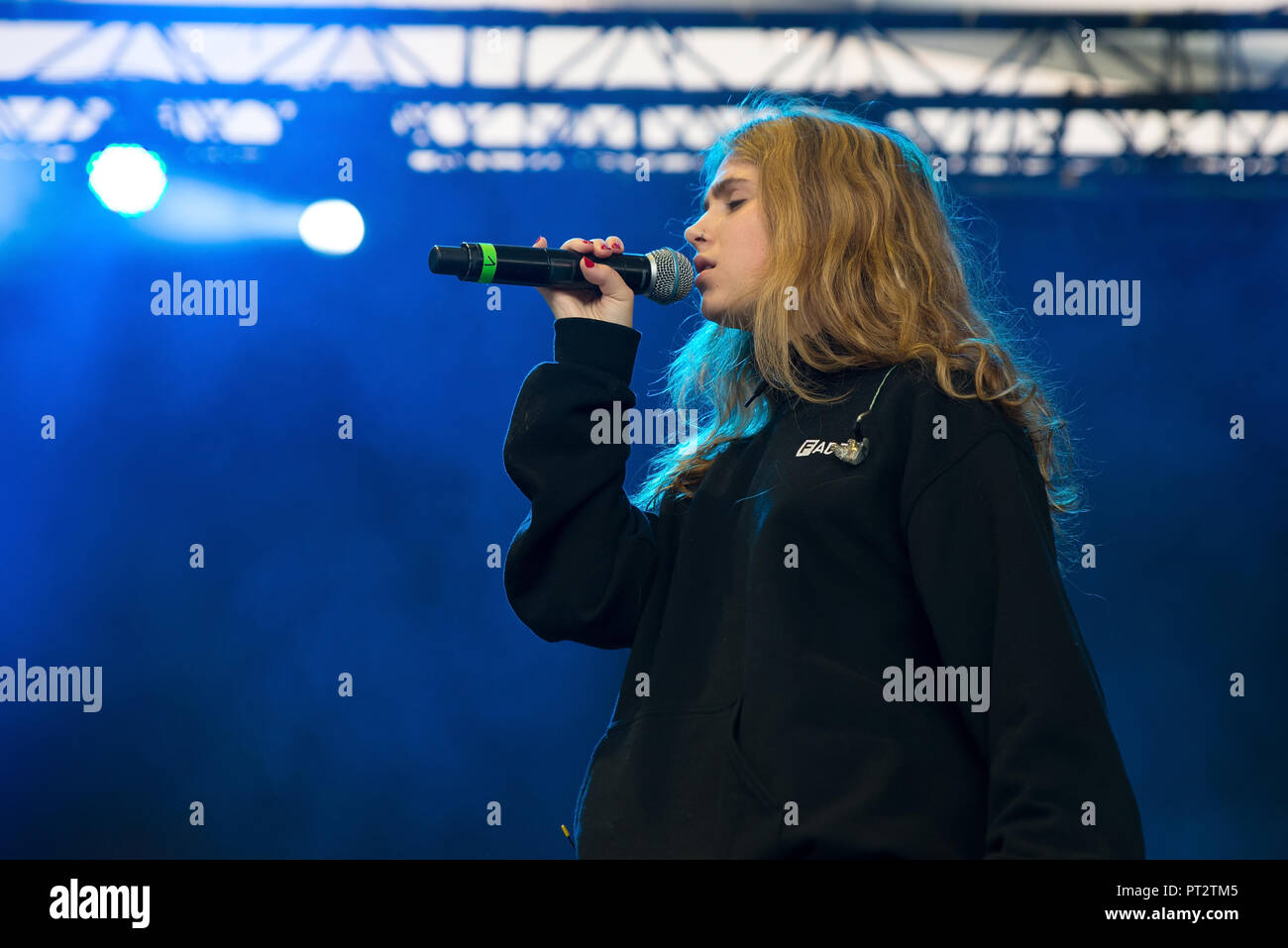 Clairo band hi-res stock photography and images - Alamy