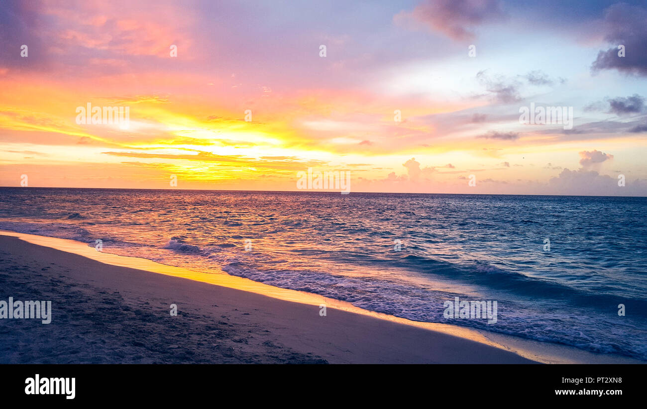 Sunset on the beach of Varadero (Cuba Stock Photo - Alamy