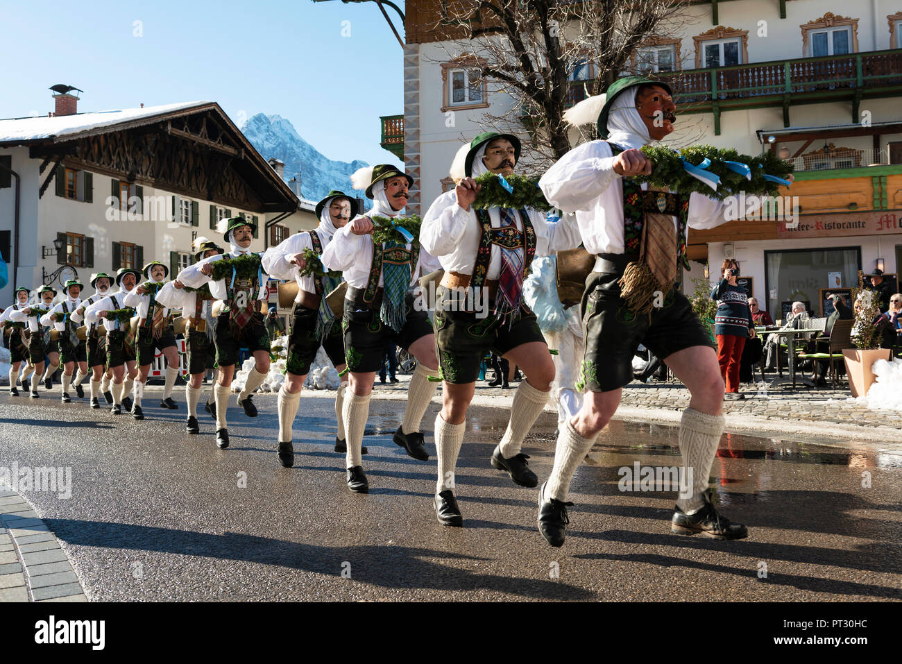 Schellenrührer, Carnival procession, Nonsense Thursday, Mittenwald ...