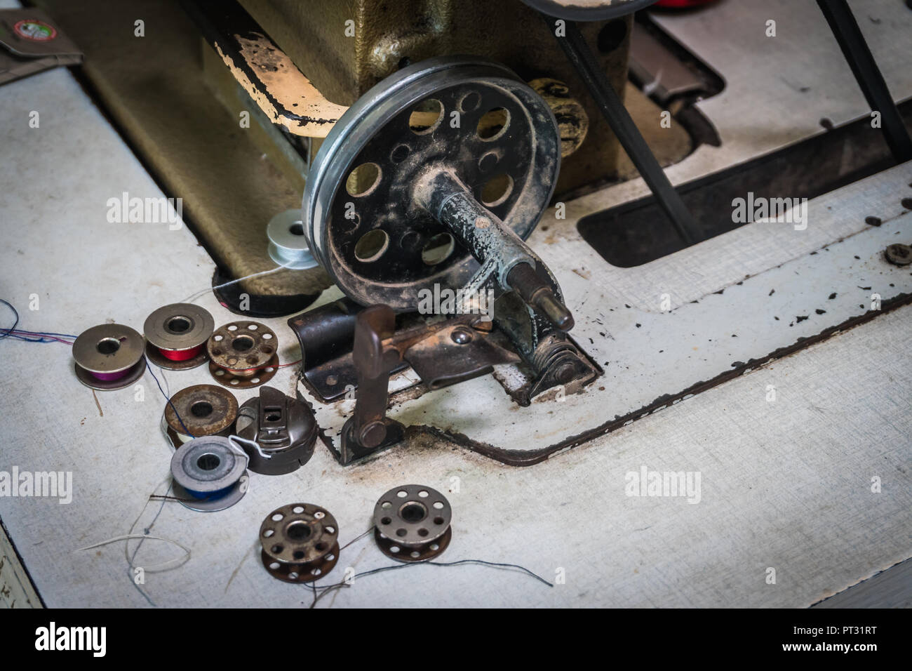Still life antique sewing machine hi-res stock photography and images ...