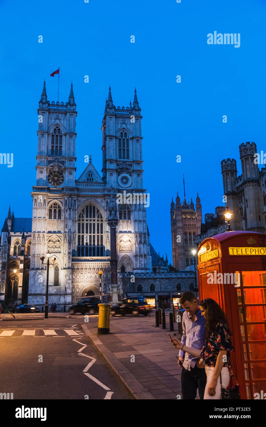 Westminster at night london hi-res stock photography and images - Alamy