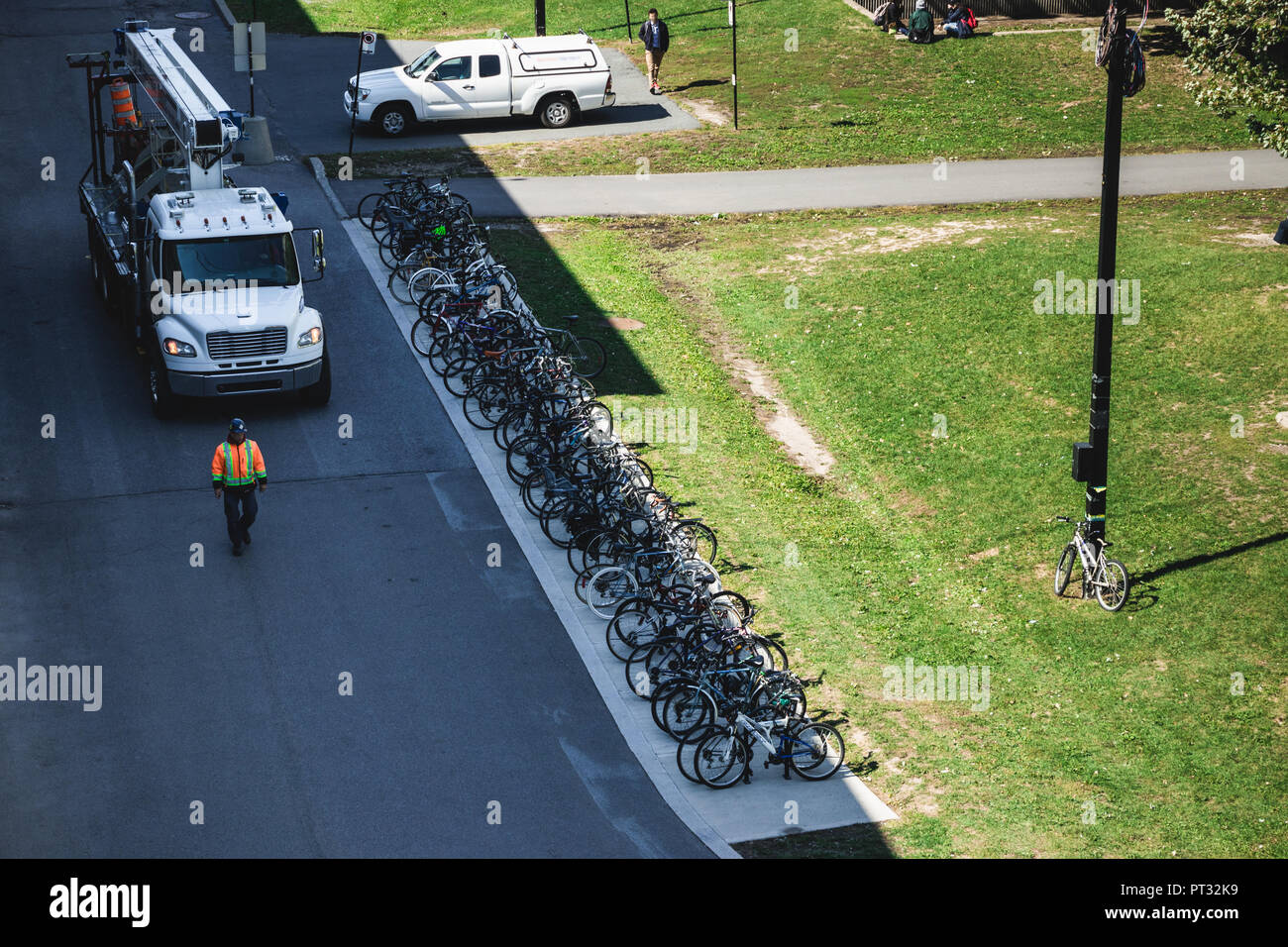 Multiple bikes hi-res stock photography and images - Alamy