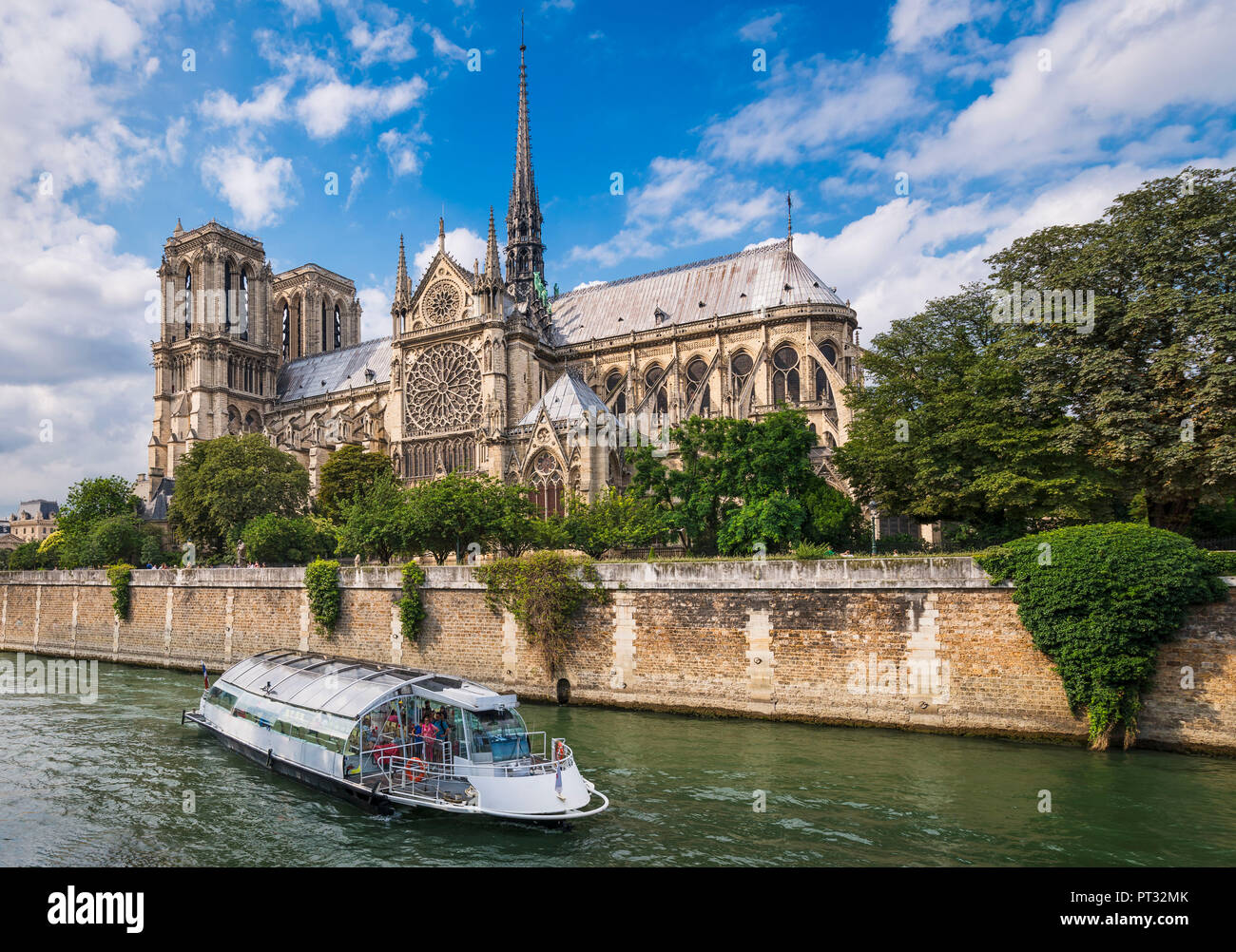 Sunny city paris hi-res stock photography and images - Alamy