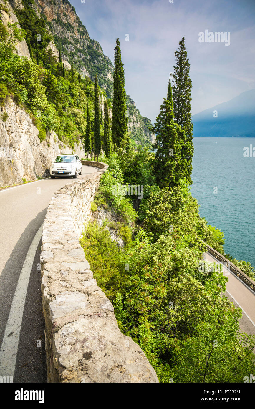 Lake garda road hi-res stock photography and images - Alamy