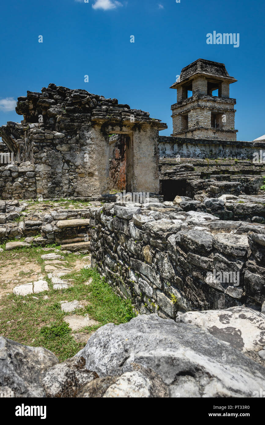 Interior ruins of Palace structure at Palenque ruins, Mexico Stock ...