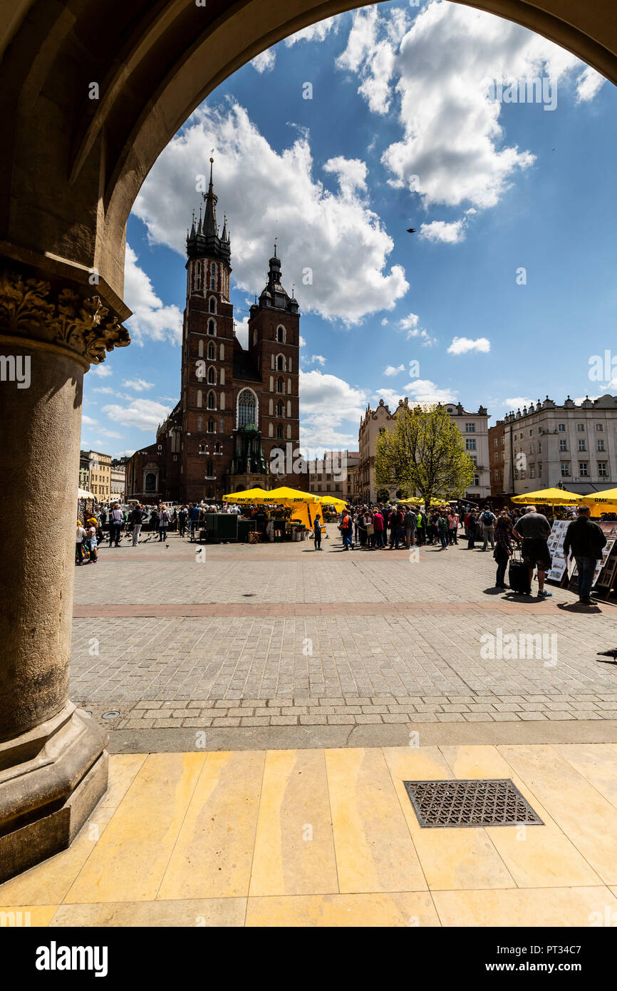Krakow cloth hall hi-res stock photography and images - Alamy