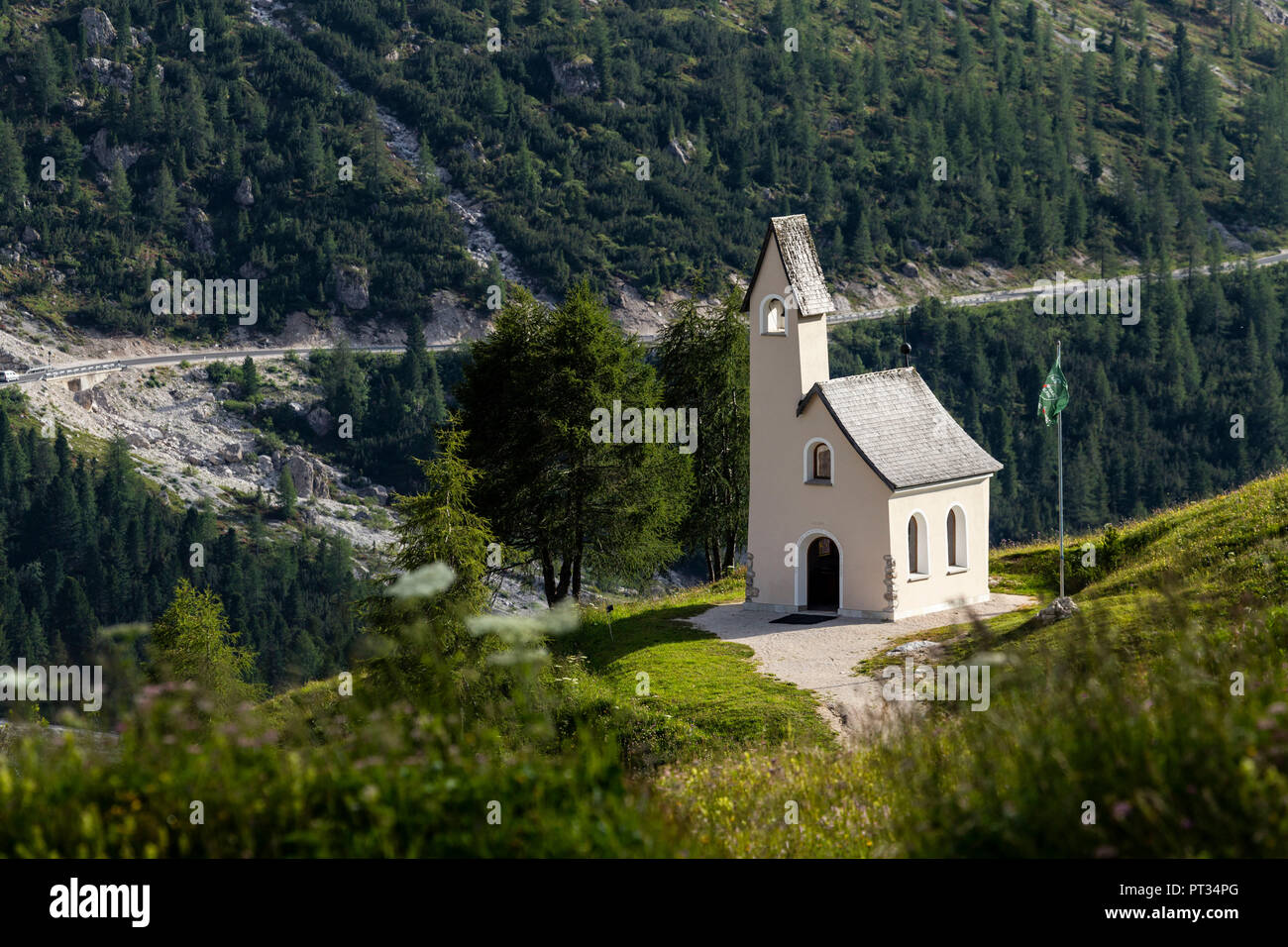 Europe, Italy, Alps, Dolomites, Mountains, Passo Gardena / Gardena Pass ...