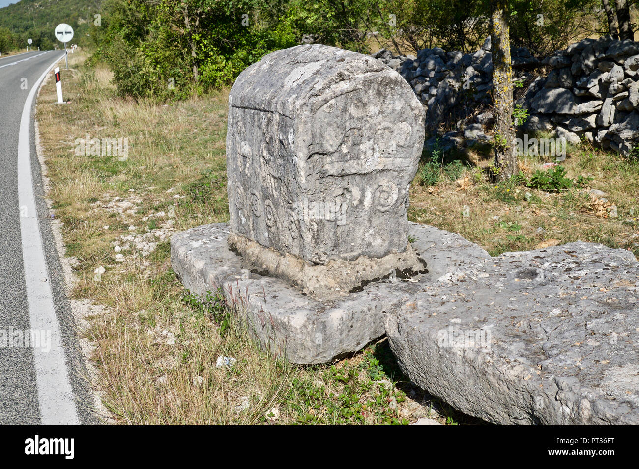 Tombstones stecci hi-res stock photography and images - Alamy