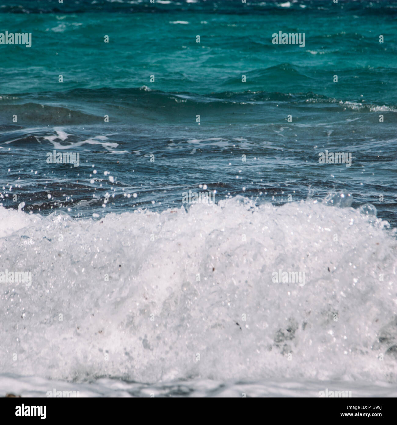 Strong breakers hi-res stock photography and images - Alamy