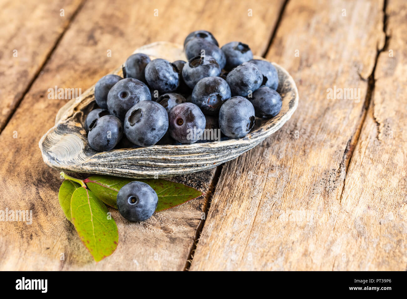 Still life blueberries hi-res stock photography and images - Alamy