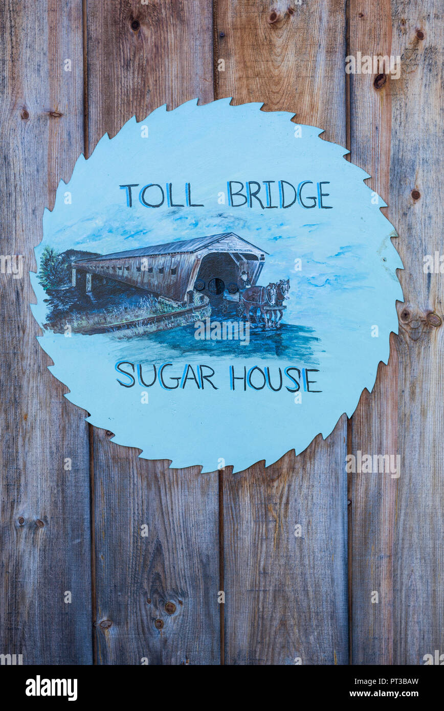 Toll bridge sign hi-res stock photography and images - Alamy