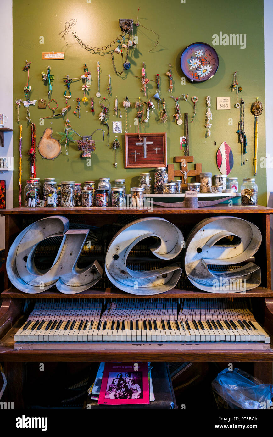 Laurent Street Antique Mall