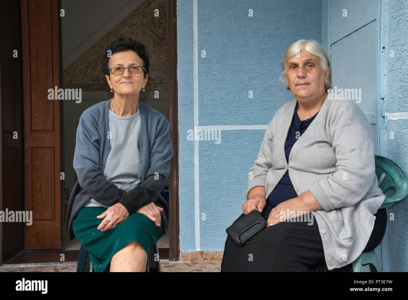 Two women females sitting hi-res stock photography and images - Alamy