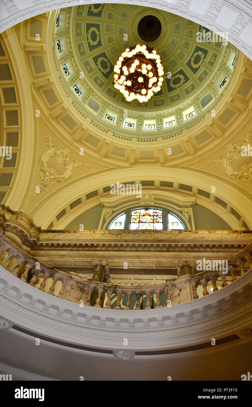 Portland building interior hi-res stock photography and images - Alamy