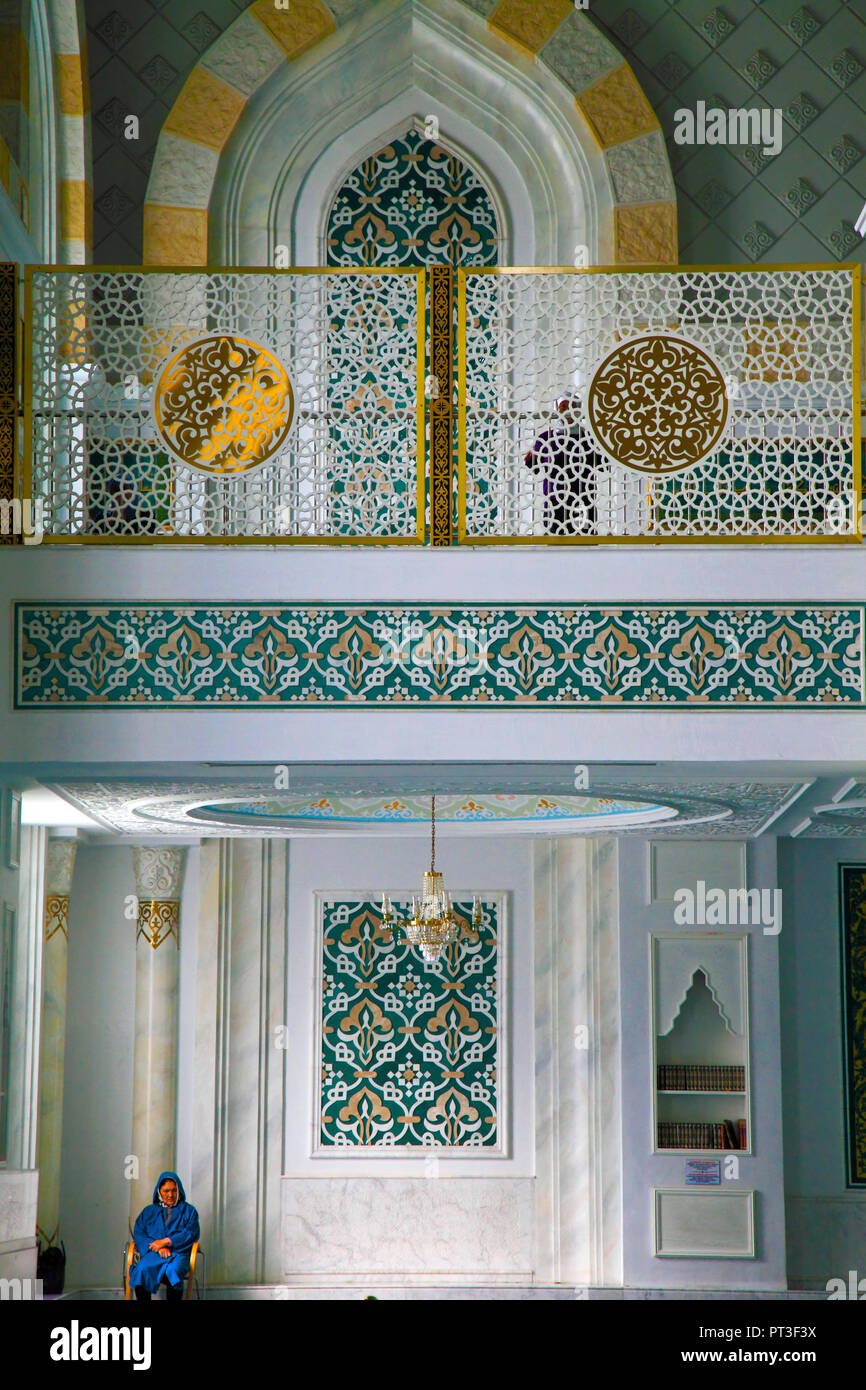 Hazrat sultan mosque nursultan hi-res stock photography and images - Alamy