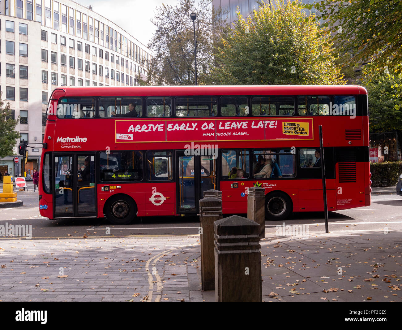 London double decker bus hi-res stock photography and images - Alamy