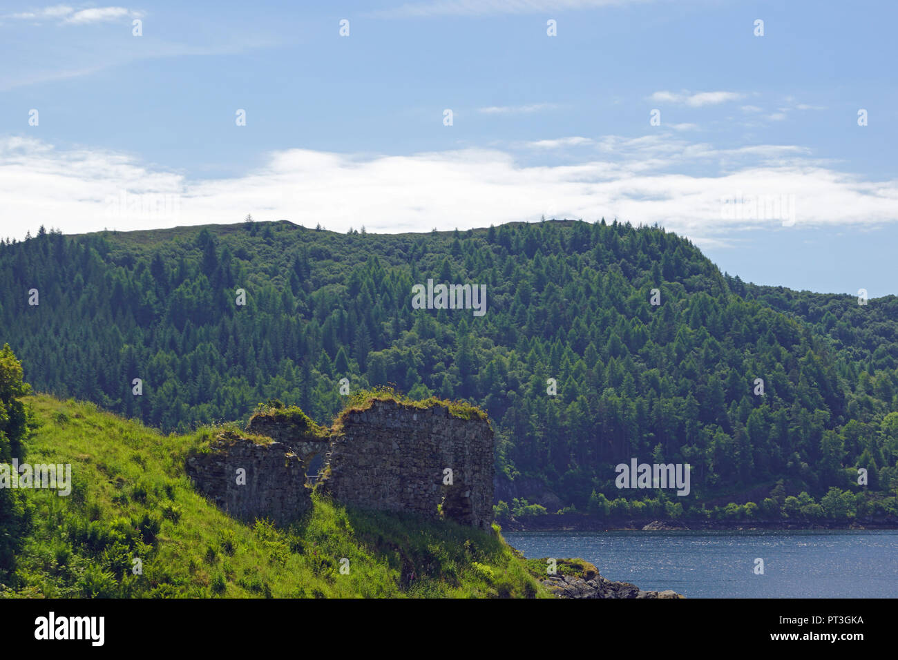 Strome Castle is the ruin of a lowland castle on the banks of Loch ...