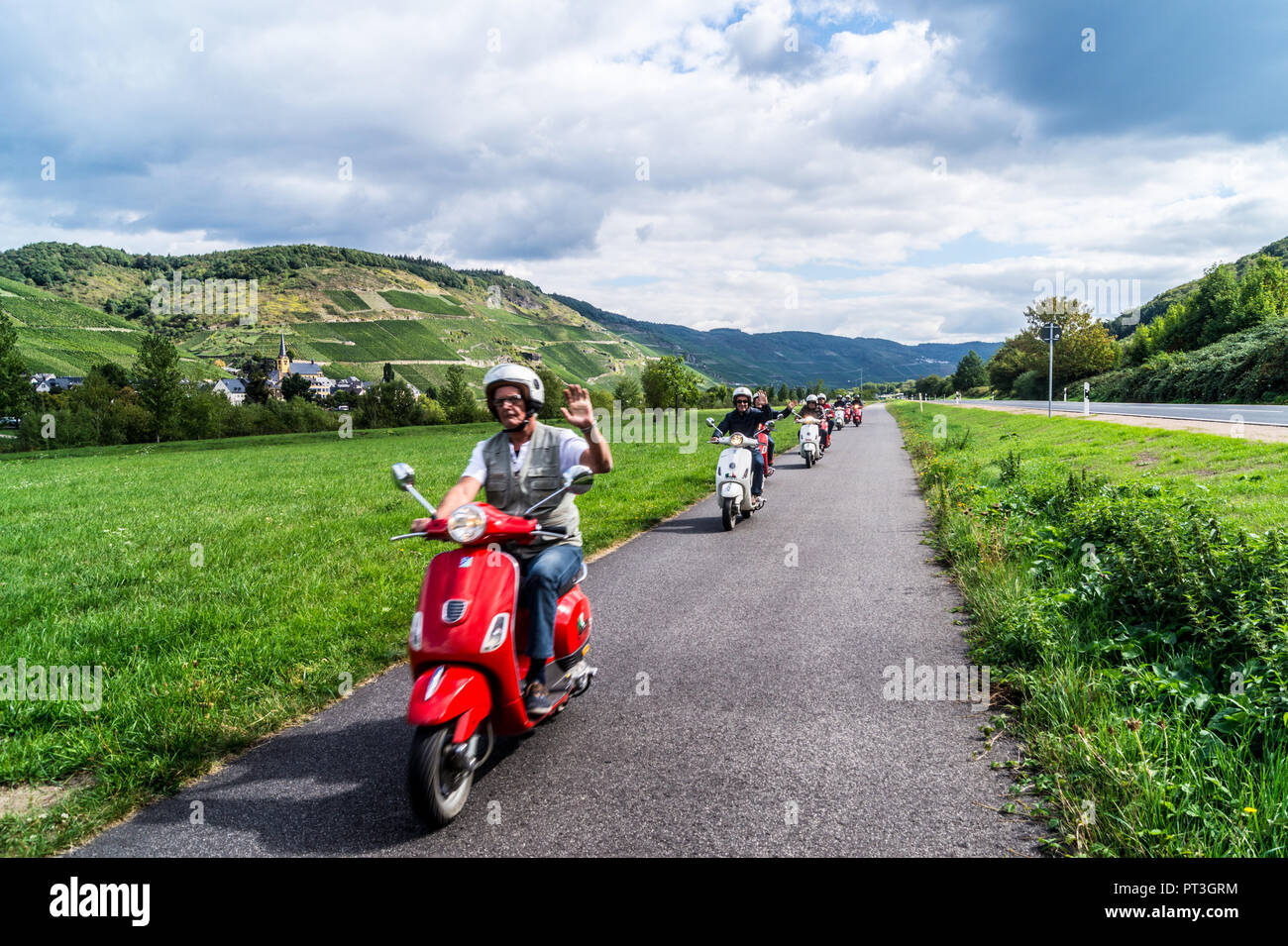 Vespa 50s hi-res stock photography and images - Alamy