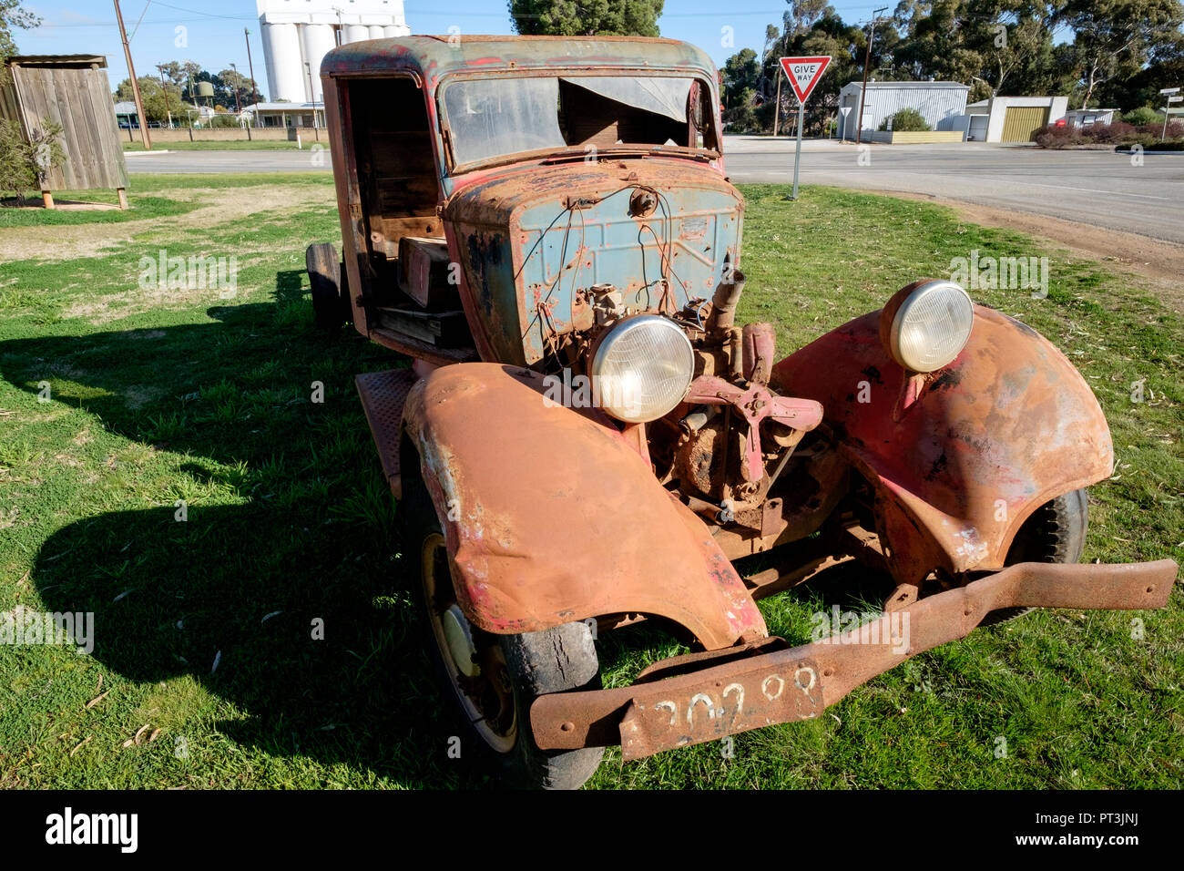 Old Motor vehicle Stock Photo - Alamy