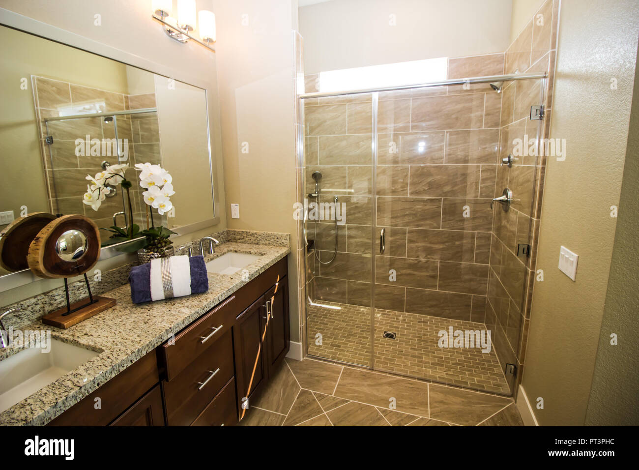 Modern Bathroom With Glass Shower Stock Photo - Alamy