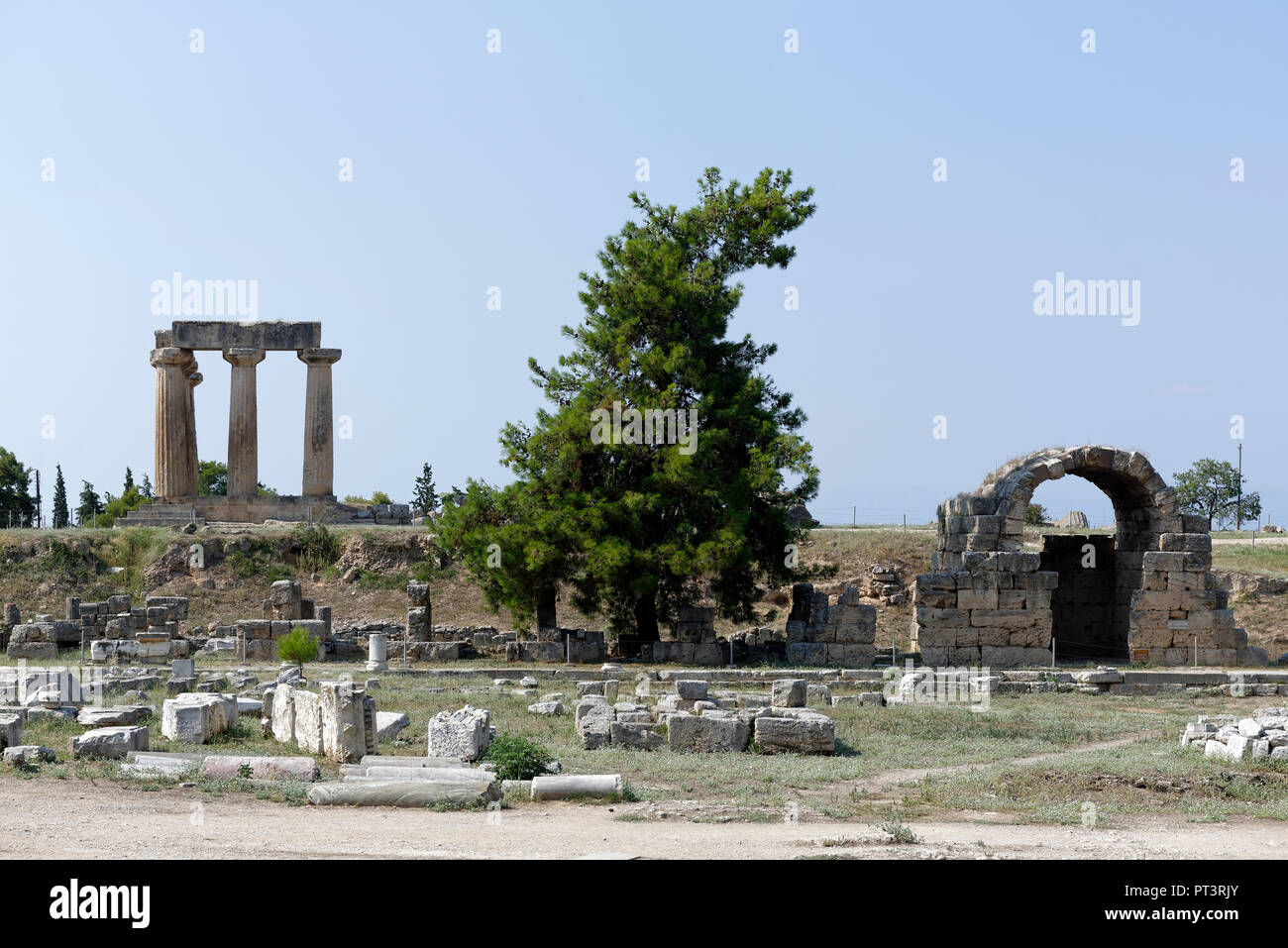 Roman agora shops corinth hi-res stock photography and images - Alamy