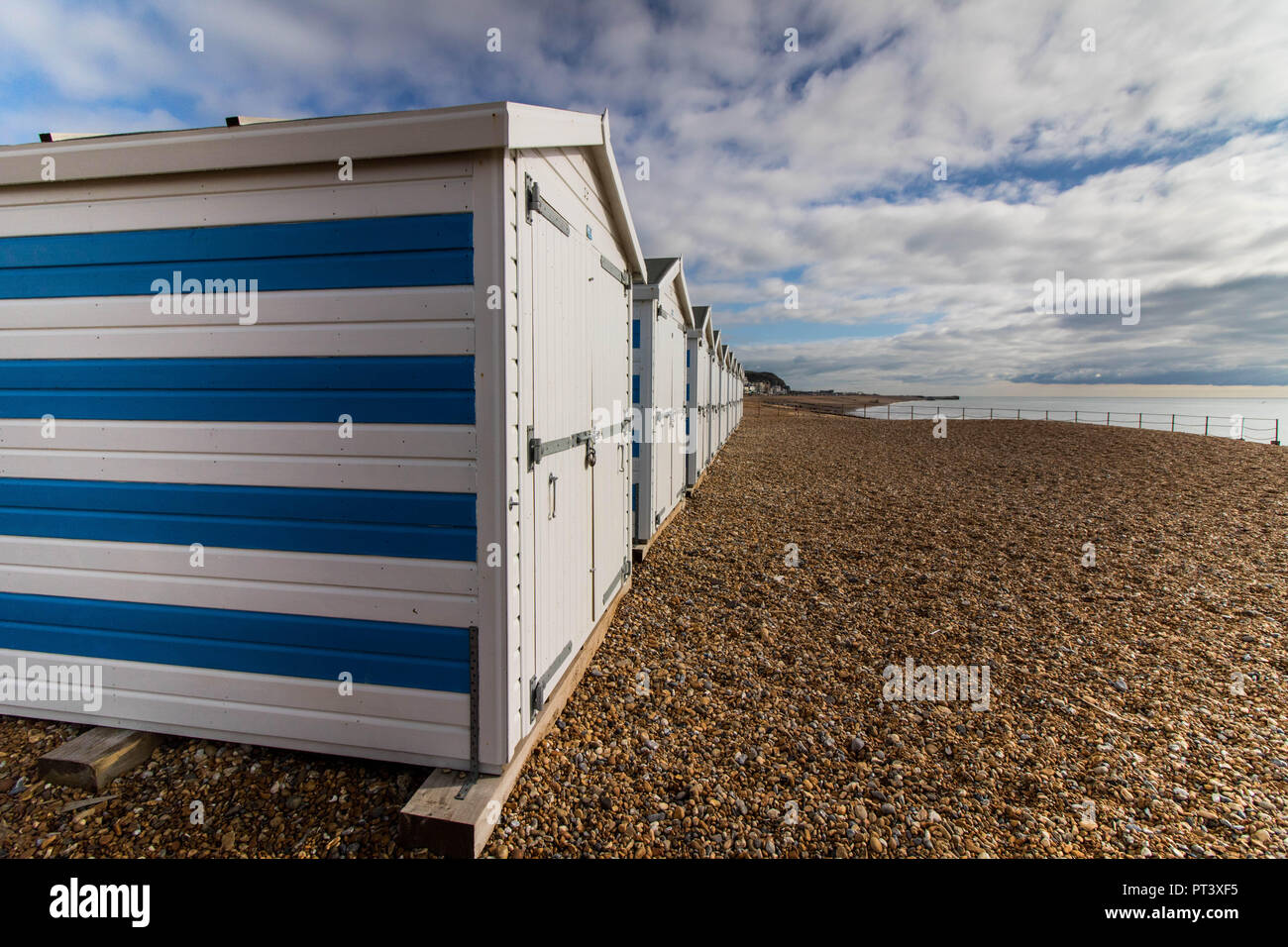 Blue white striped beach huts hi-res stock photography and images - Alamy