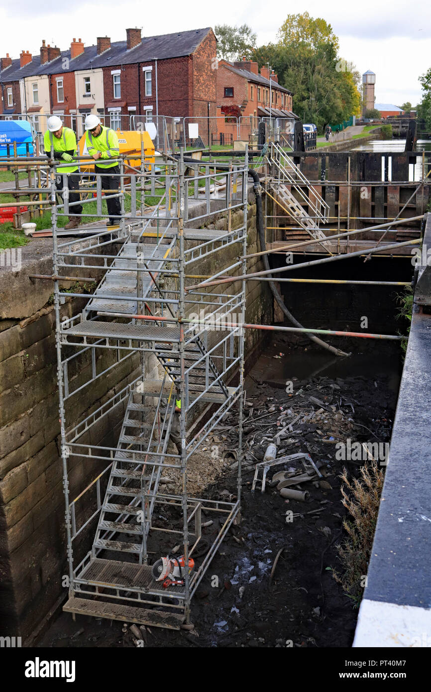 Because of a dry summer the winter works maintenance work on the Wigan ...