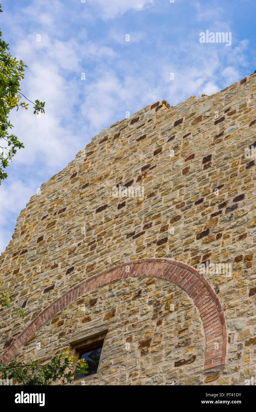 Medieval defence exterior hi-res stock photography and images - Alamy