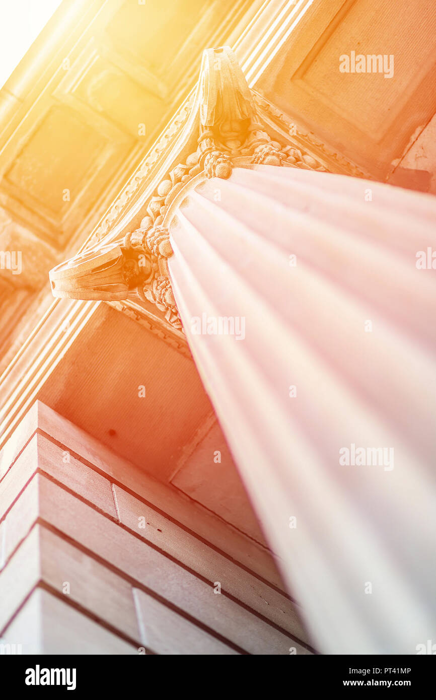 Classic courthouse hi-res stock photography and images - Alamy