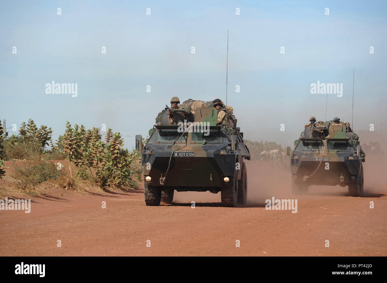 Patrouille de troupes hi-res stock photography and images - Alamy