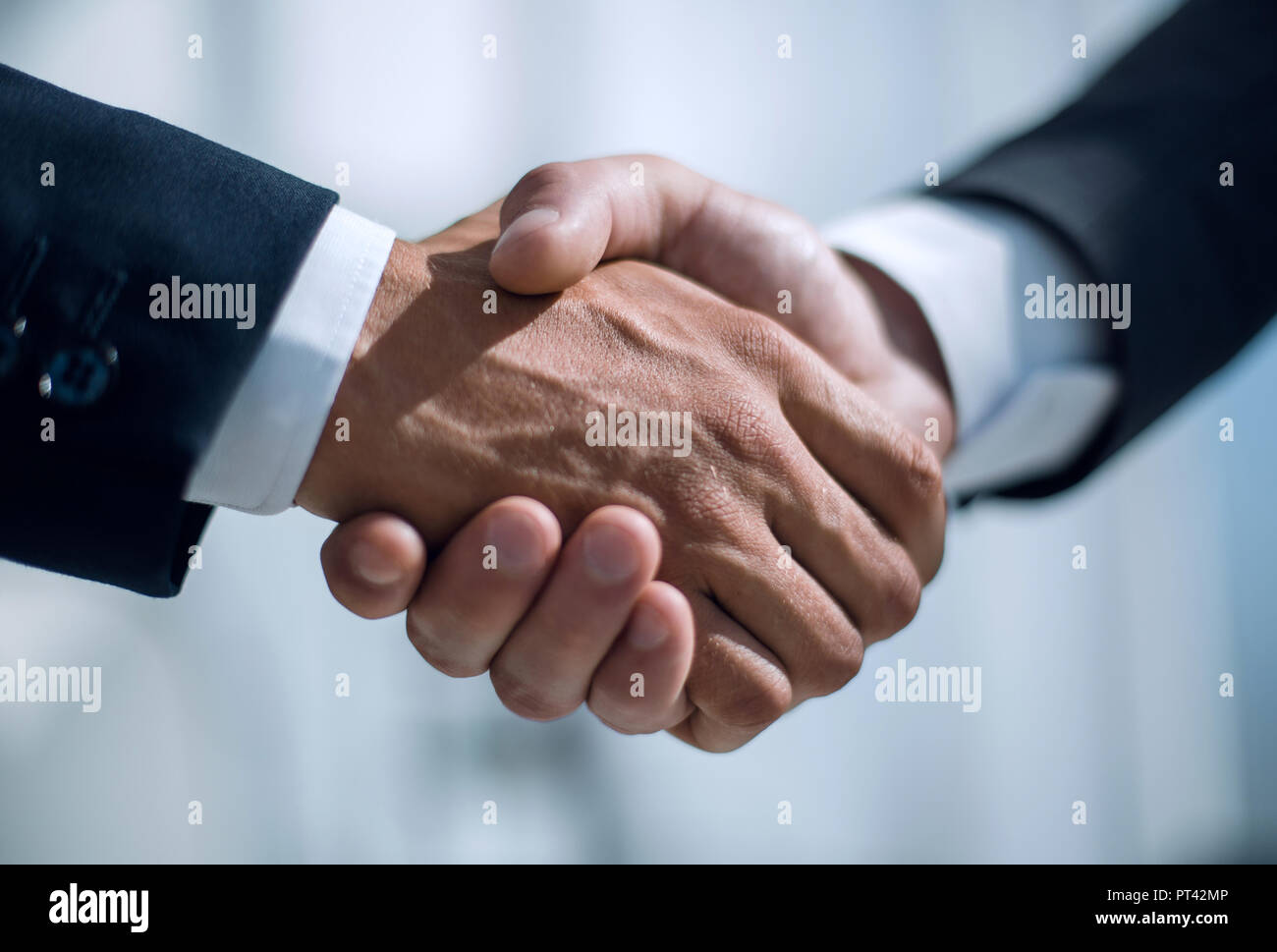 hand shaking close up Stock Photo - Alamy