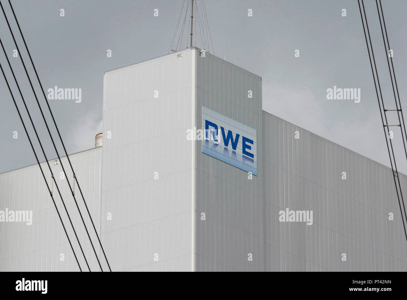 Rwe logo hi-res stock photography and images - Alamy
