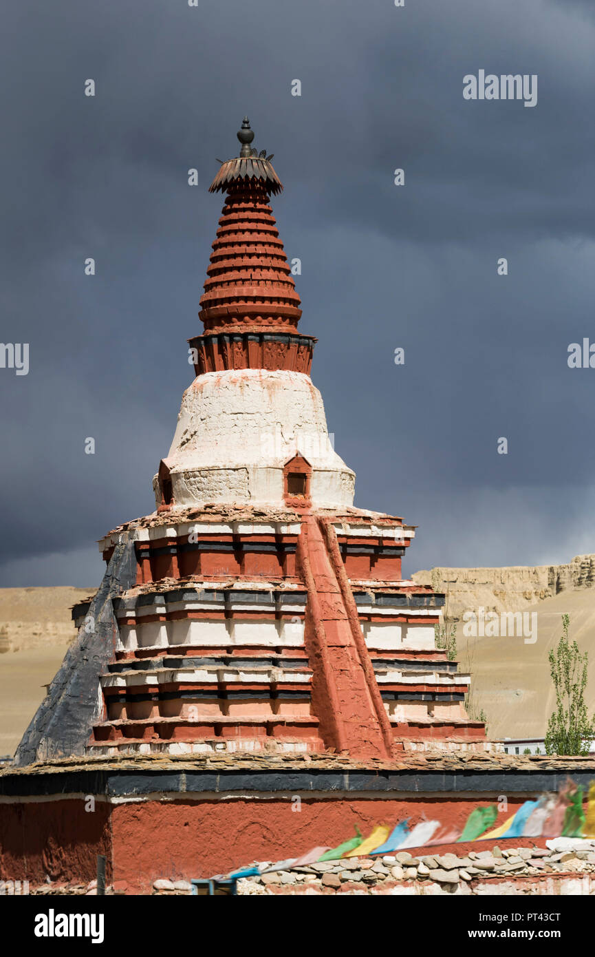 Tholing Monastery in Tibet Stock Photo - Alamy