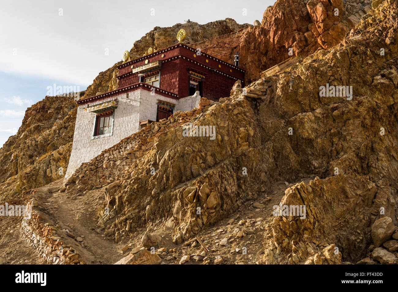 Tibetan story hi-res stock photography and images - Alamy