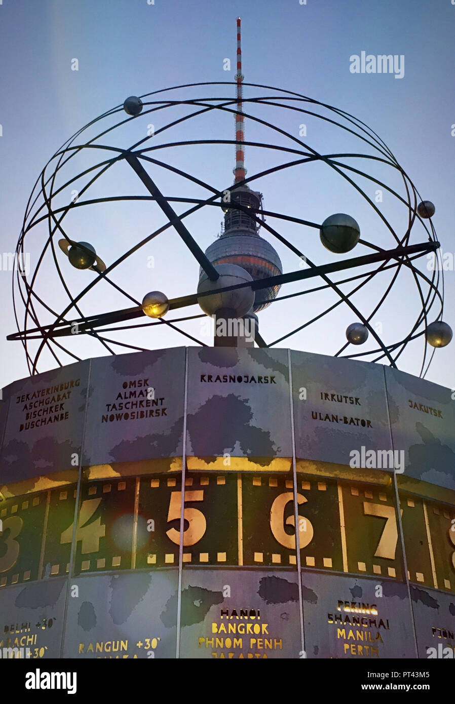 Germany, Berlin, Alexanderplatz, world clock Stock Photo - Alamy