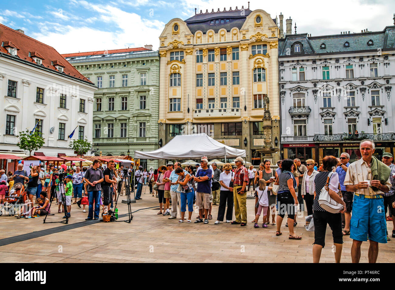 Bratislava slovakia people on main hi-res stock photography and images ...