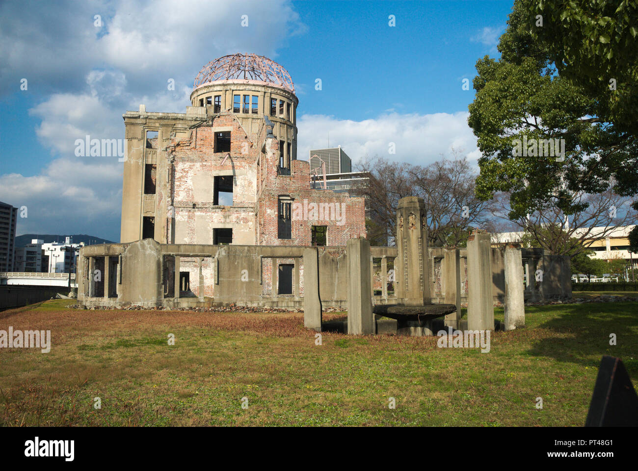 In the park are the ruins of genbaku dome hi-res stock photography and images - Alamy