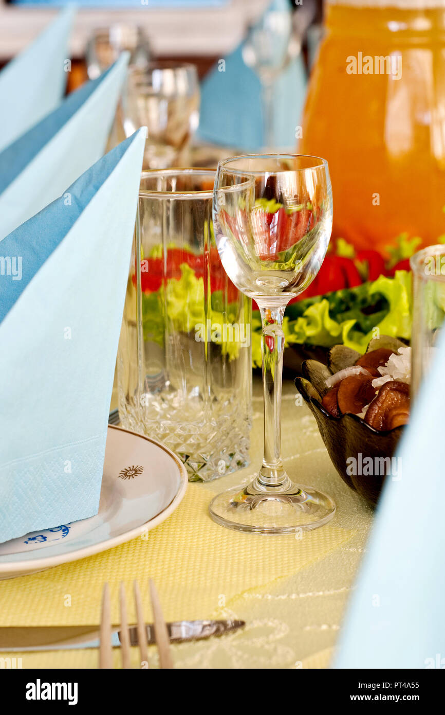 Goblet glass hi-res stock photography and images - Alamy