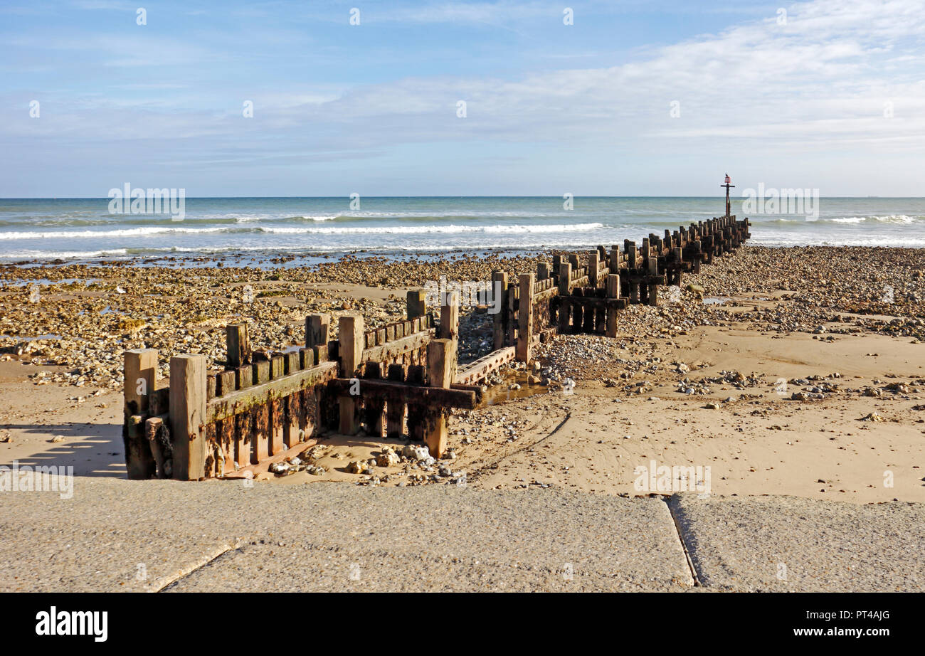 Gap in timber groyne hi-res stock photography and images - Alamy
