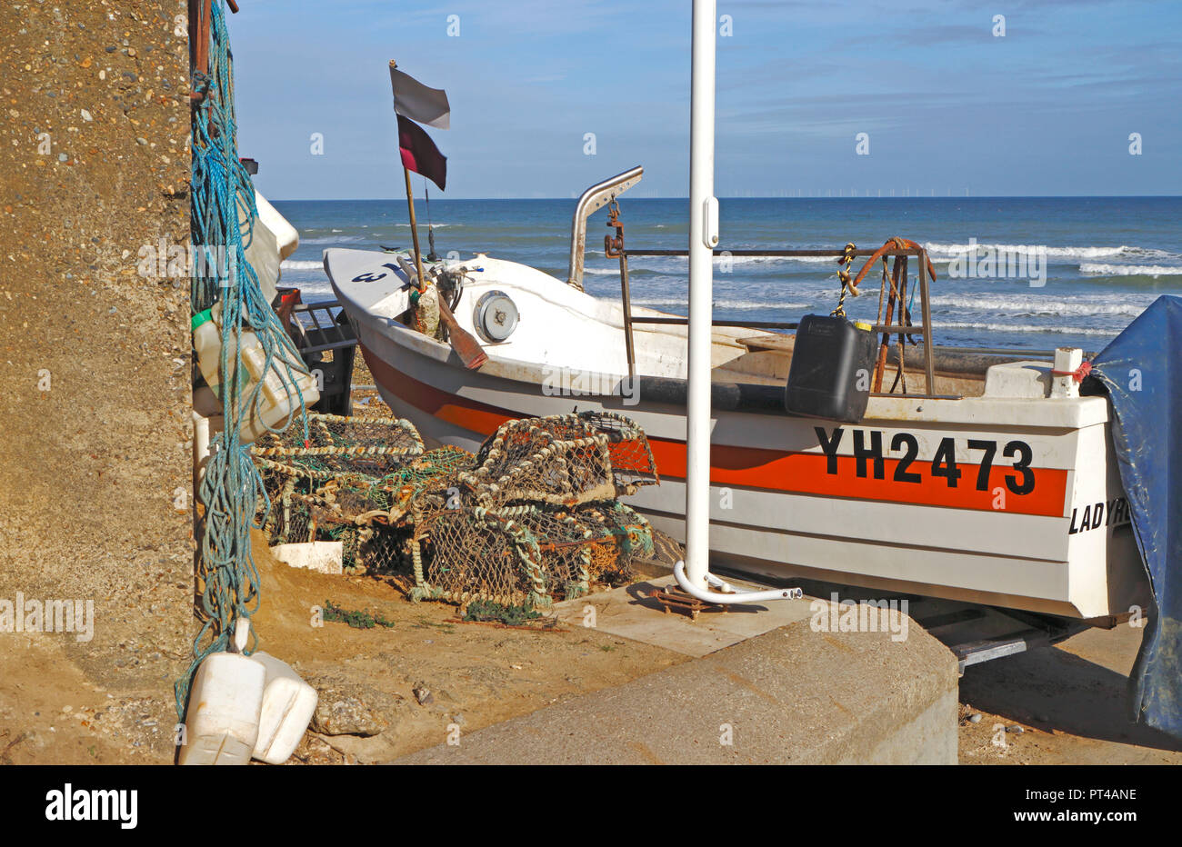Small inshore fishing boat hi-res stock photography and images - Alamy
