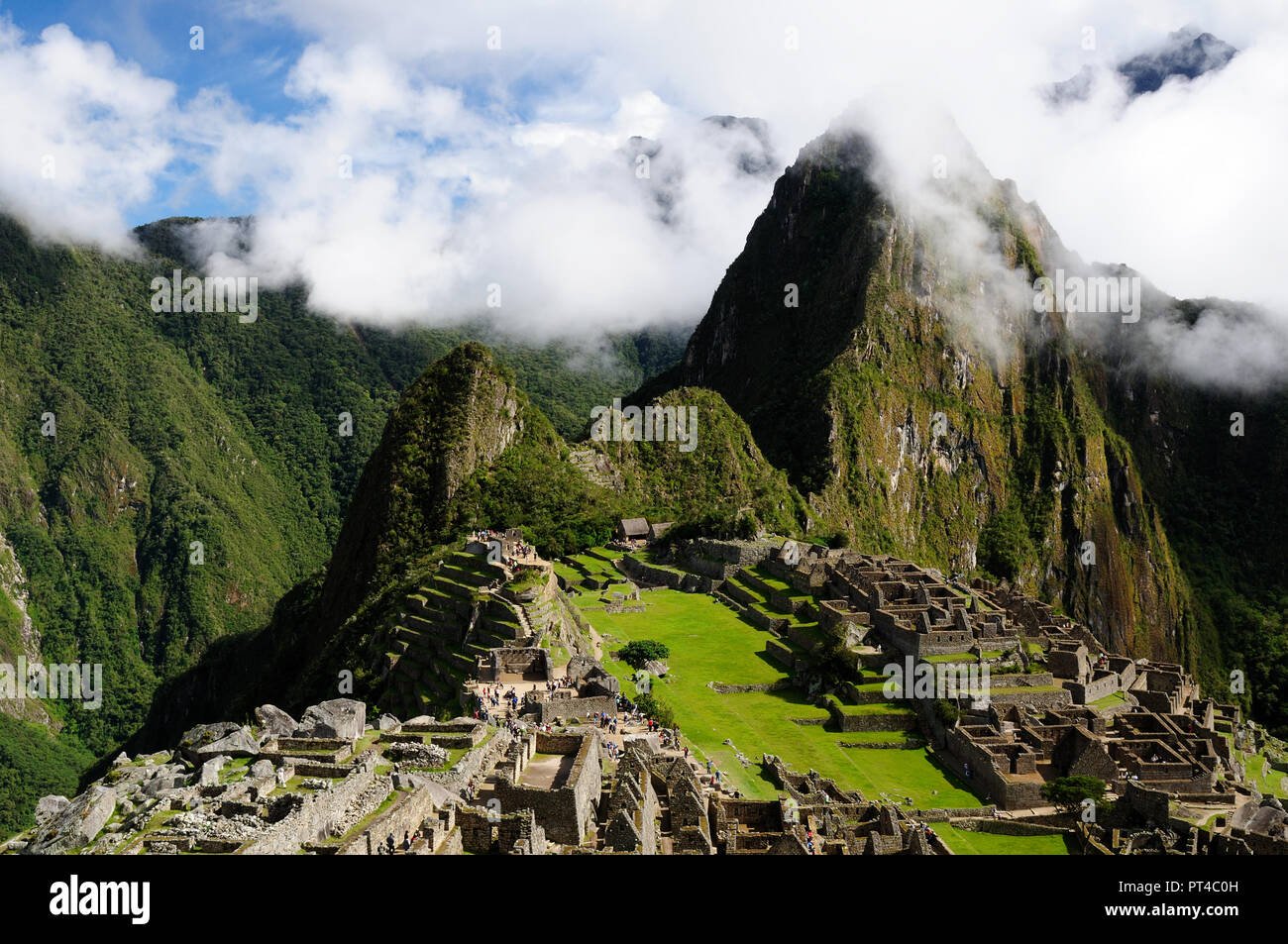 Machu Picchu, sacred city a UNESCO World Heritage Site, Peru, South ...