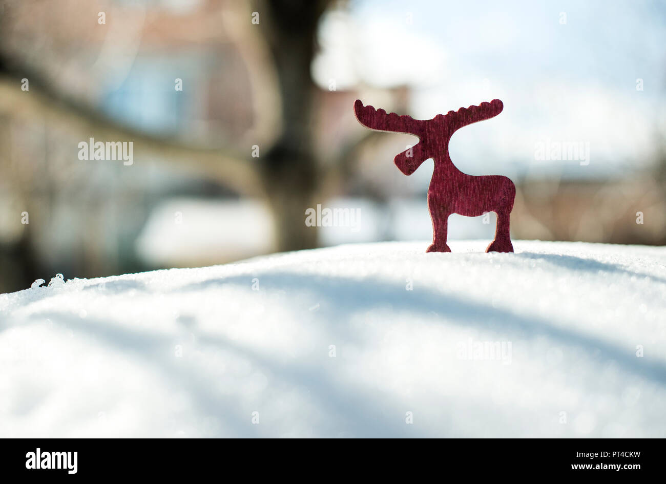 Deer shape hi-res stock photography and images - Alamy