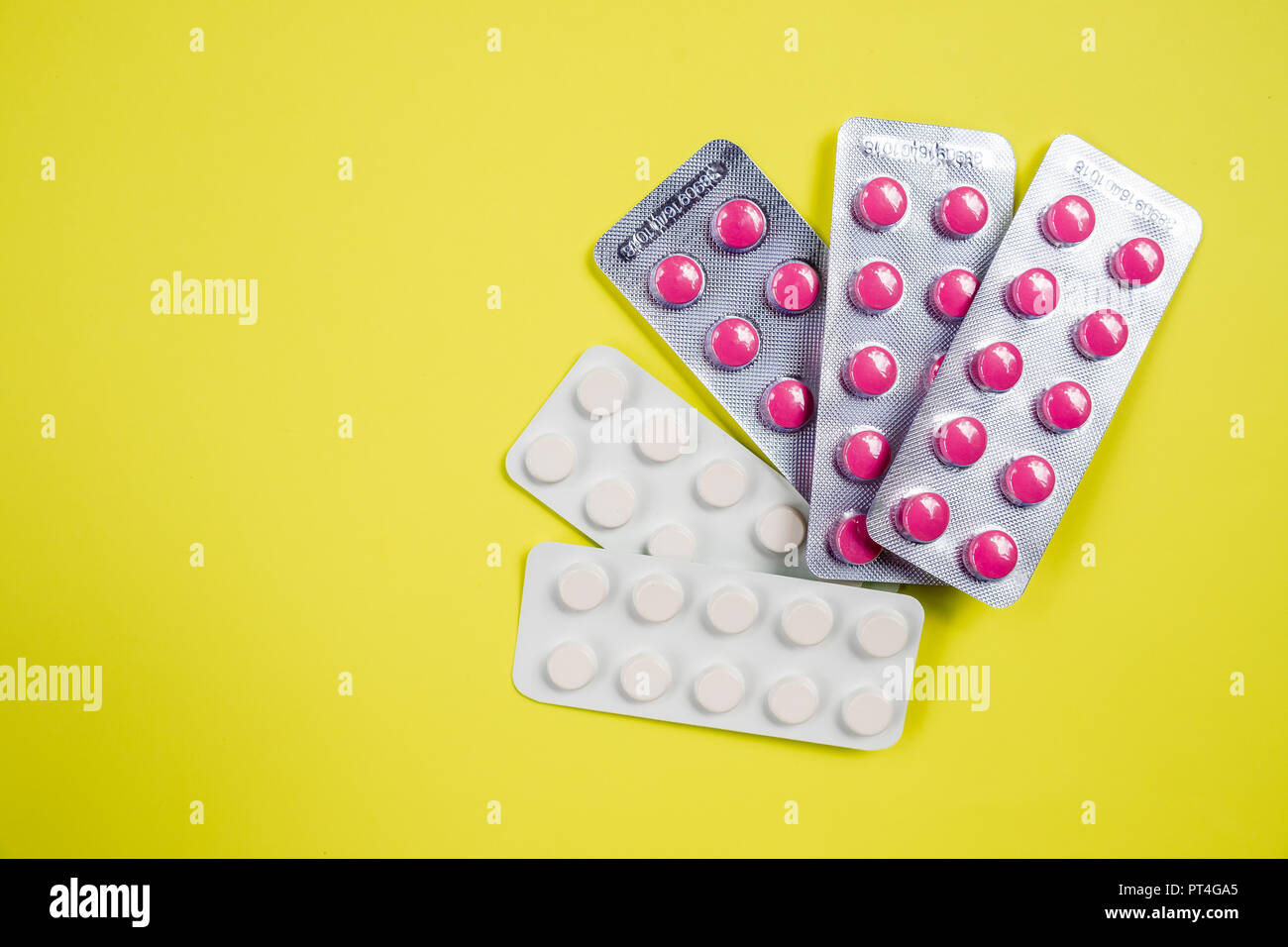 Tablets and pills. Heap of colorful medical tablets, capsules and pills ...