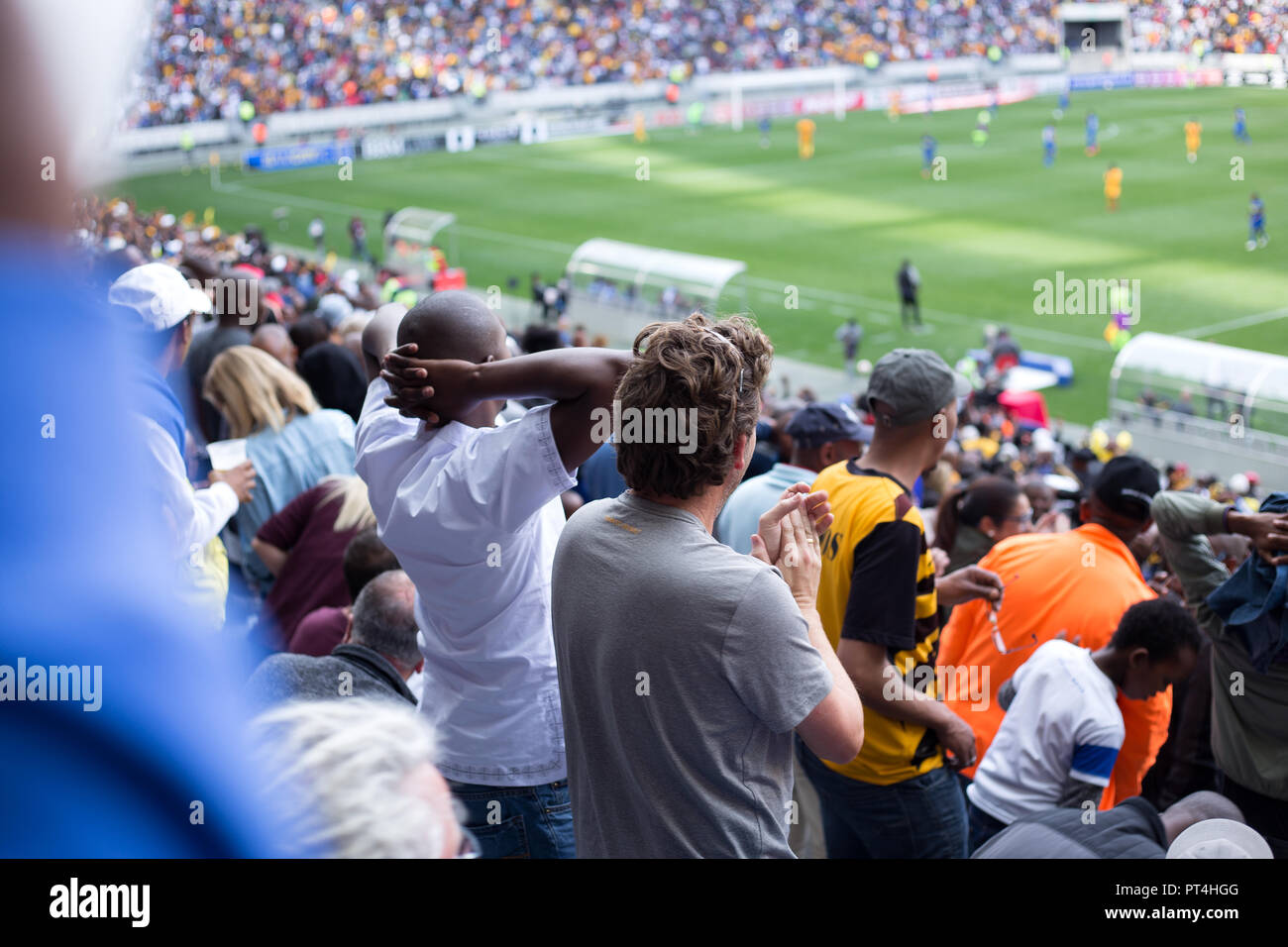 South africa soccer fans vuvuzela hi-res stock photography and images ...